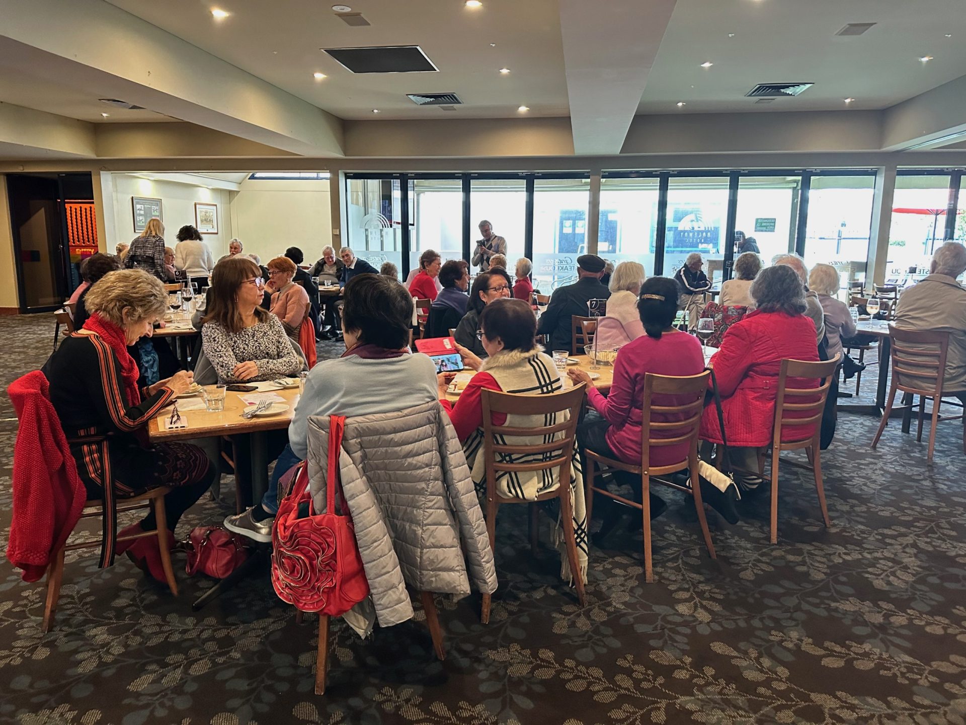 Gallery Airport Over 50 Club | Airport Over 50's Club Inc